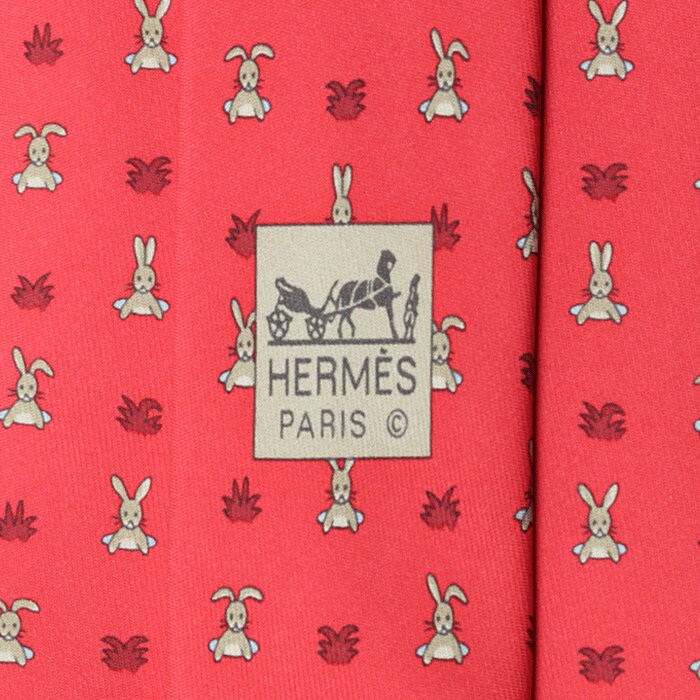 Hermes Men's Silk Tie Whimsical Rabbits Pattern 5243 – Exquisite Artichoke